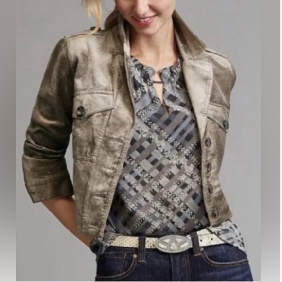 CAbi | Tops | Cabigrayblack With White Floral Ruffle Neck Key Frontback ...